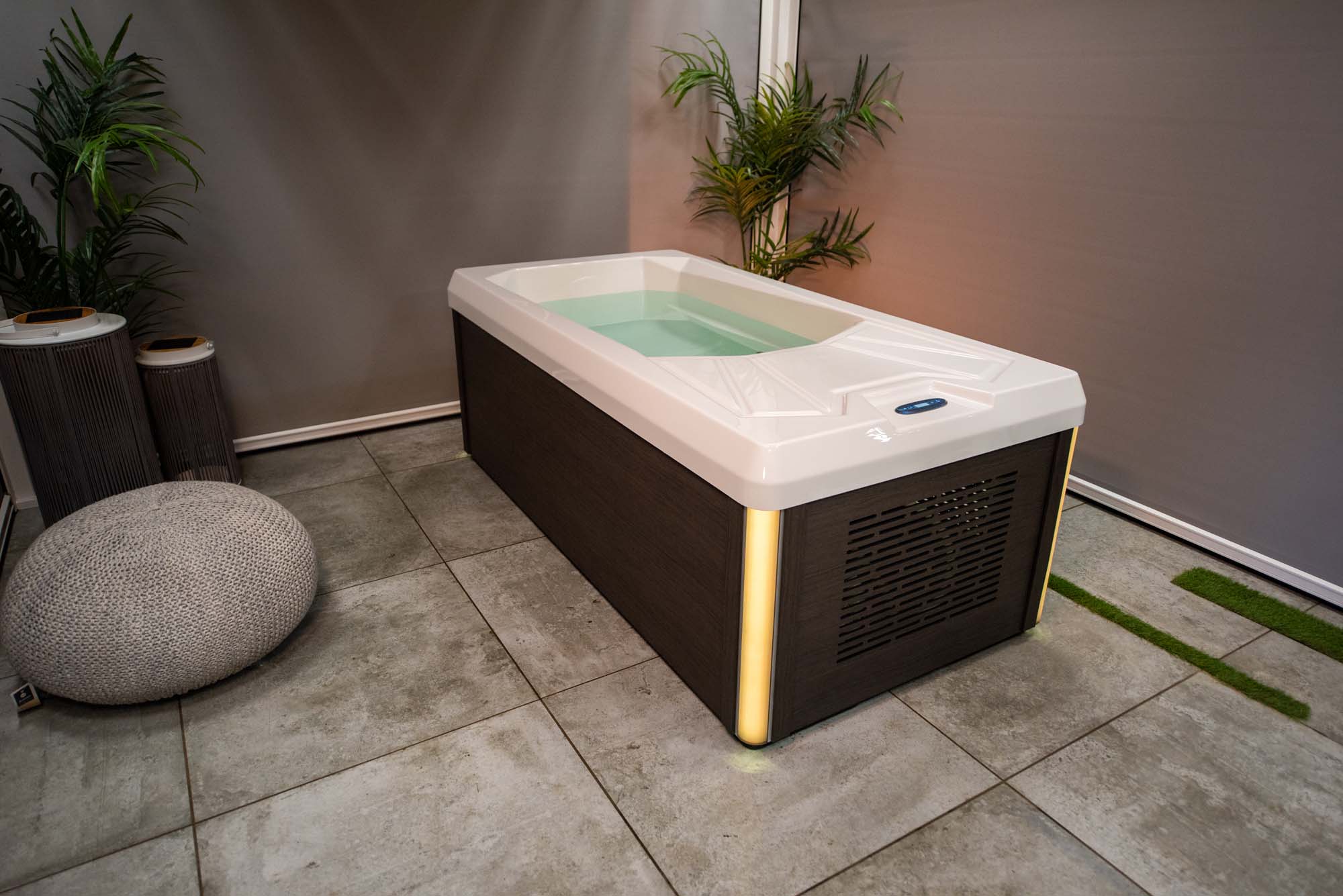 Chill Tubs: Cold Plunge - Pro - Neptune Spas
